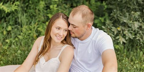 Mackenzie Warner And Bryce Pytlarzs Wedding Website The Knot