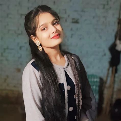 Reel Viral Himanshi Verma Facebook