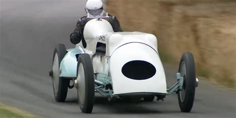 Video 1920s Land Speed Record Breaking Race Car Babs” Still Runs