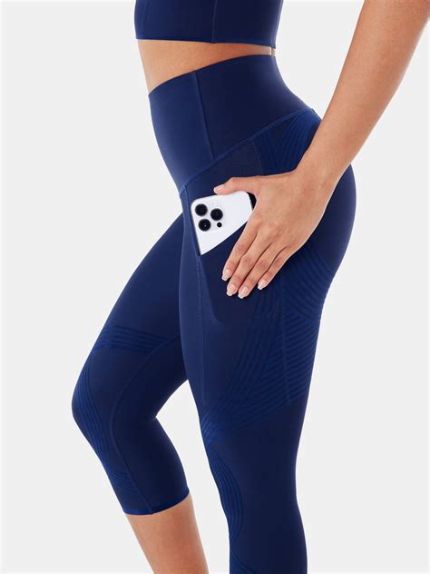 Body Sculpt Side Pocket Capri Leggings Fanka