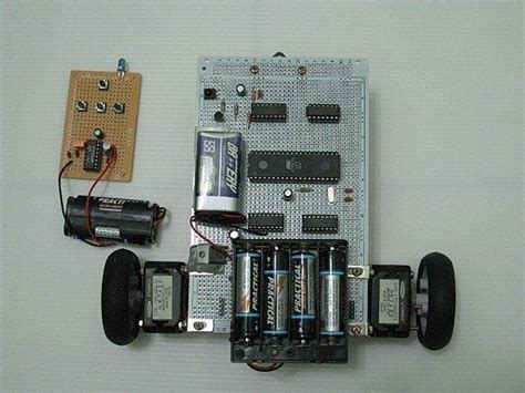『好人助教』實用8051專題製作：紅外線遙控 步進馬達自走車 學生專題 可改esp32esp8266arduino 蝦皮購物