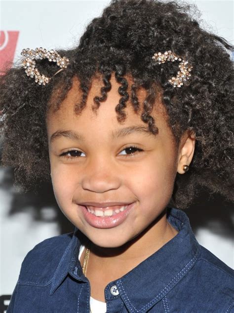 6 Hot Sexy Alyssa Cheatham Bikini Pics