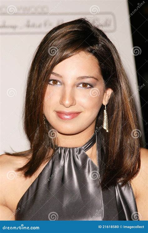 Vanessa Lengies Photo Shoot
