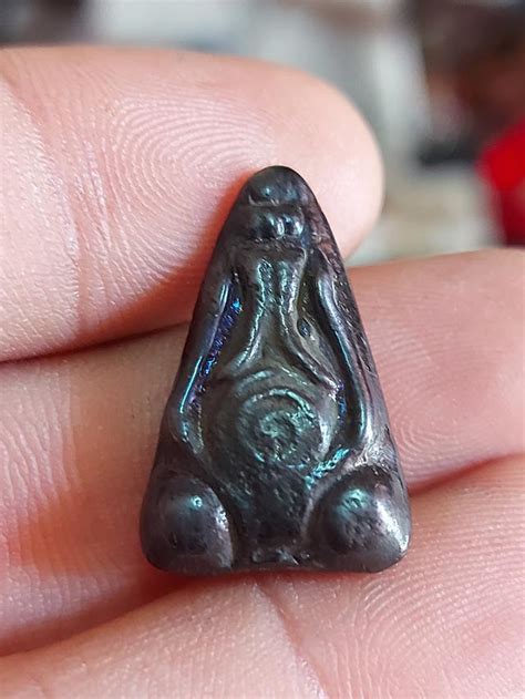 ปิดตาเมฆพัตรหลวงพ่ออี๋ Ennxo