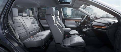 Step Inside The 2017 Honda Cr V Suvs Roomy Interior