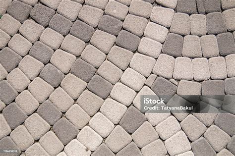 방사형 패턴이 있는 조약돌 포장 벡터 돌 포장 질감입니다 화강암 깔린 포장 배경입니다 0명에 대한 스톡 사진 및 기타 이미지 0명 거리 거친 Istock