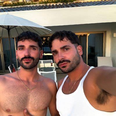 A True Twin Supports And Shares 😏😏 Show Us Your Cock 👅😈