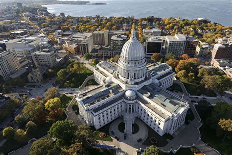 Download Madison Wisconsin State Capitol Aerial View Wallpaper