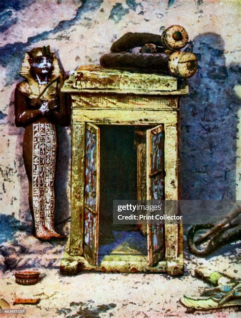 Golden Shrine In The Antechamber Of Tutankhamuns Tomb Egypt News