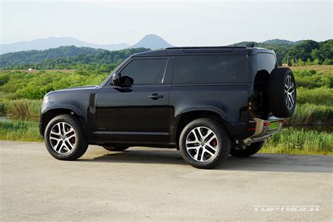 시승기 랜드로버 디펜더90 P400x 전천후 드림카로 제격 탑라이더