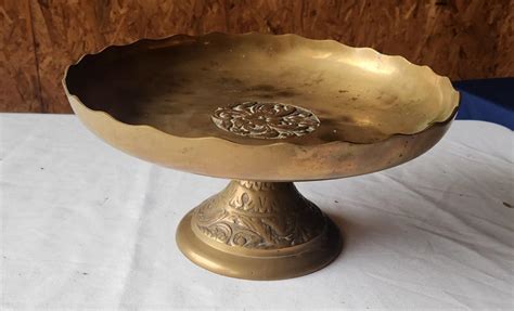 Brushed Brass Cake Plate