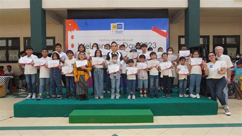 Sekolah Cakra Buana Paradekan Ratusan Penghargaan Di Mpls Media