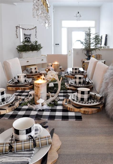 Inspiring Rustic Christmas Table Settings DigsDigs