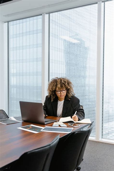 How To Ask For A Raise At Work When You Know Youre Underpaid InHerSight