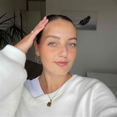 Celina Flach Ausbildung Und Berufserfahrung Xing