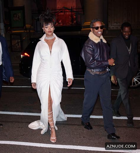 Rihanna Sexy Shines In White At Footwear News Achievement Awards In New