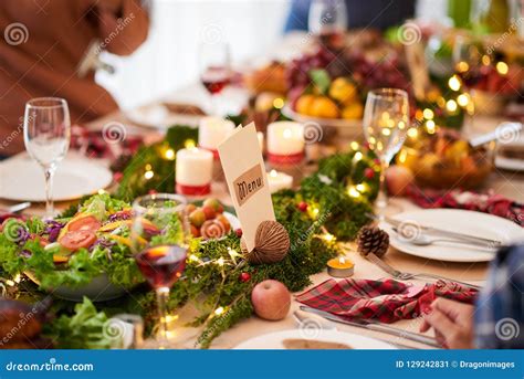 Weihnachtsessen Tabelle Stockbild Bild Von Feiertag 129242831
