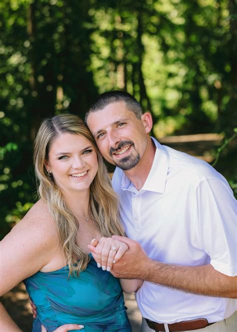 Jennifer Lindsay And Anthony Lamarcas Wedding Website