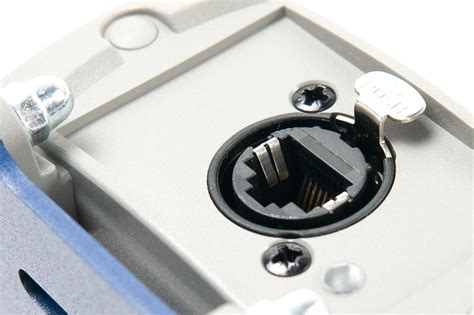 Proplex Iq Micro 2 Way Portablemount Ethernet Dmx Node — Proplex