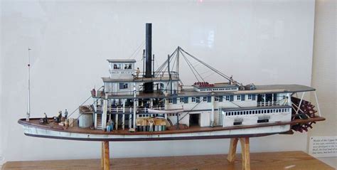 Steamboat Red Bluff Model For Nonhelema Steam Boats Model Boats
