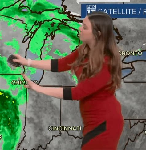 Isabella Hulsizer R Curvynewswomen