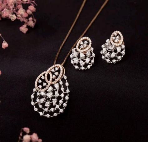 Rose Gold And Daimond Pendant Set Diamond Pendant Sets Diamond Pendants Designs Gold Fashion