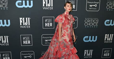 What Is Saoirse Ronan S Sexuality Who Is Saoirse Ronan Dating