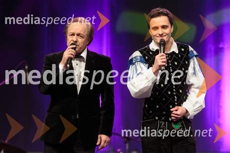 Alfi Nipič Pevec Blaž Švab član Skupine Modrijani Koncert Ob 60