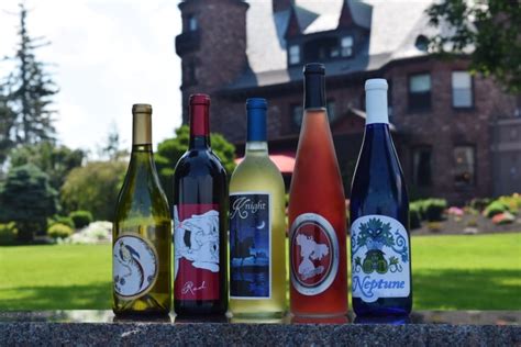 Finger Lakes Wine Tours Near Belhurst Castle In Geneva New York