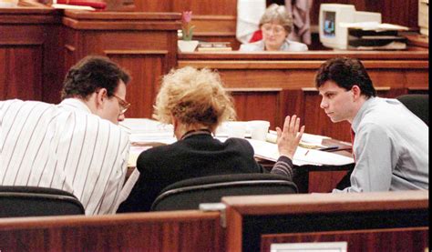 Aplazan la vista de los hermanos Menéndez al 20 de marzo por los ...