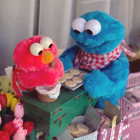 ️미미도넛에서 만난 엘모and쿠키몬스터💙 콜리colley