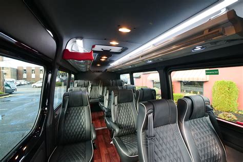 Renting A 20 Passenger Minibus In New York Rentcharterbuses