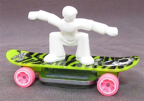 Hot Wheels Sports Skate Grom Ri Happy