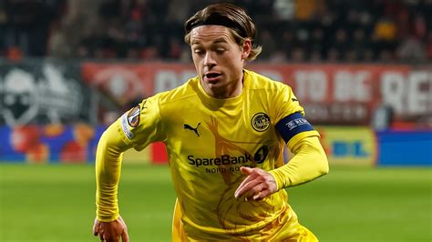 Uefa Europa League Tactical Analysis How Patrick Berg Set The Tone For