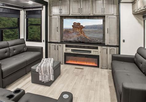 Durango Gold 360REQ 2026 À venir Fifth wheels Neuf Action VR Lévis