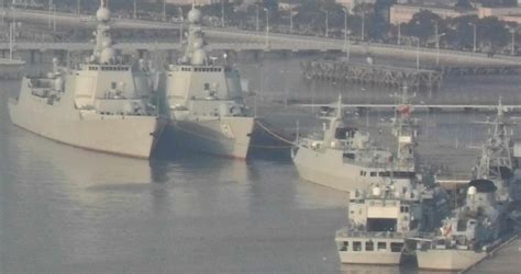 Type 052c Luyang Ii Class Guided Missile Destroyers At Dinghai Port