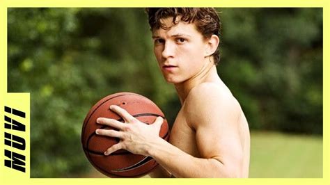 El Increíble Físico De Tom Holland Gracias A Spider Man Youtube