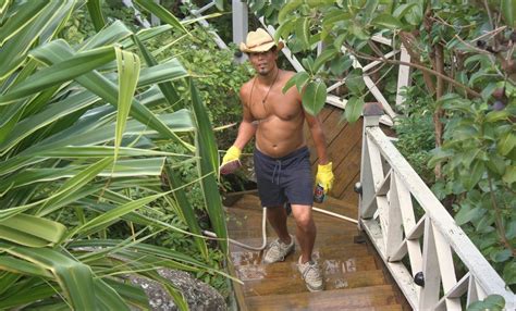 Ackeelover Chronicles A Cutlass And A Whippa Snippa