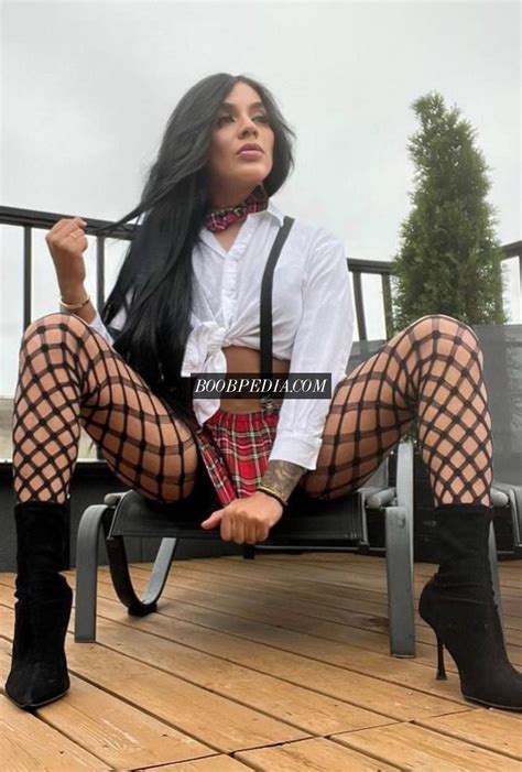 Hello Dears Nice To Meet My Name Is Luciana A Top And Hot Latina Expert In Beginners