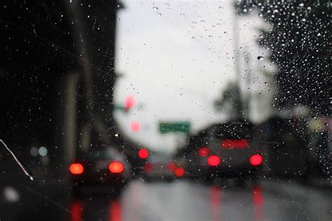 Can Rain Cause Check Engine Light To Come On | Shelly Lighting
