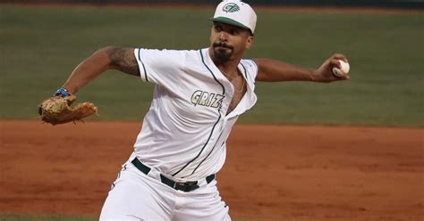 Kaleb Hill Shines In Georgia Gwinnett College Baseballs Opening Naia