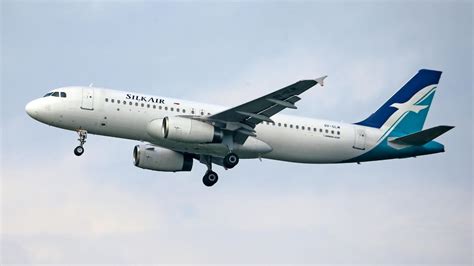 Aviation Airasia Commande 150 Airbus A220 Un Contrat Historique Pour