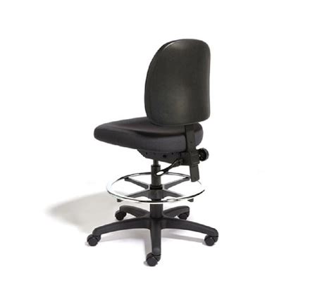 Labspacedesign Fusion Lab Stool Cambridge Scientific