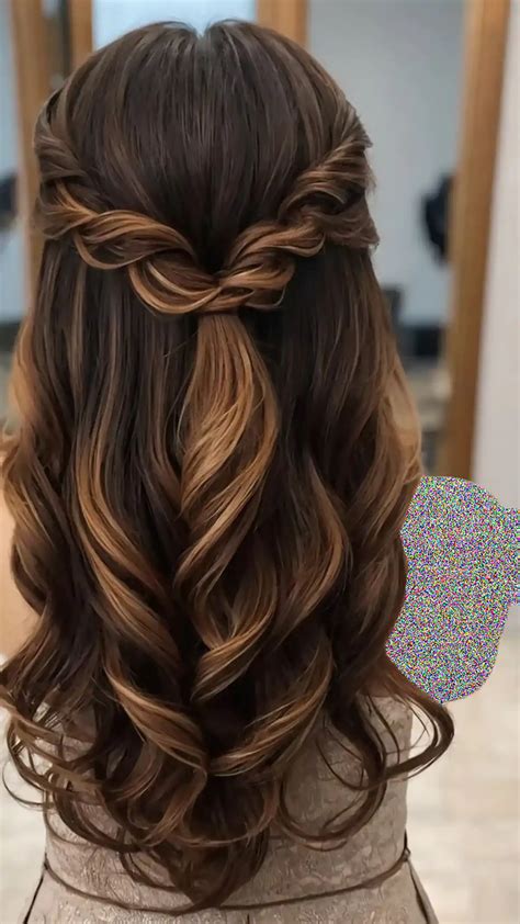 14 مدل موی نیمه باز دخترانه برای مهمانی‌ها و عروسی‌ها چی بپوشم