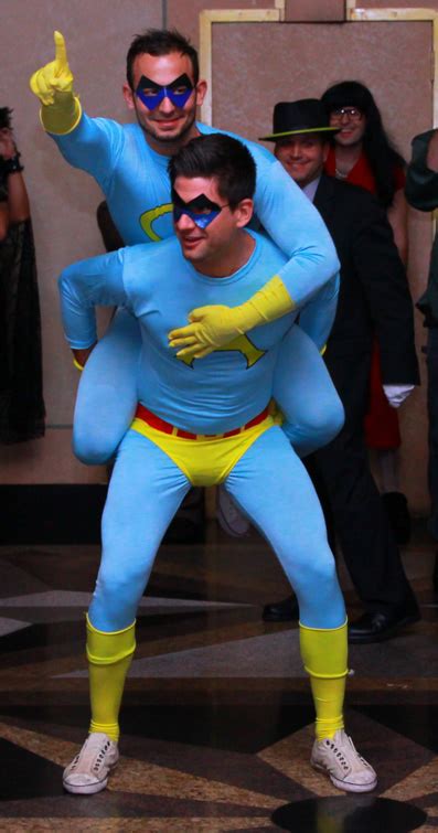 25 Hilarious Halloween Costumes From The Weekend Twistedsifter