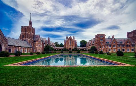 Plus De 1 000 Photos Gratuites De College Et De Collège Pixabay