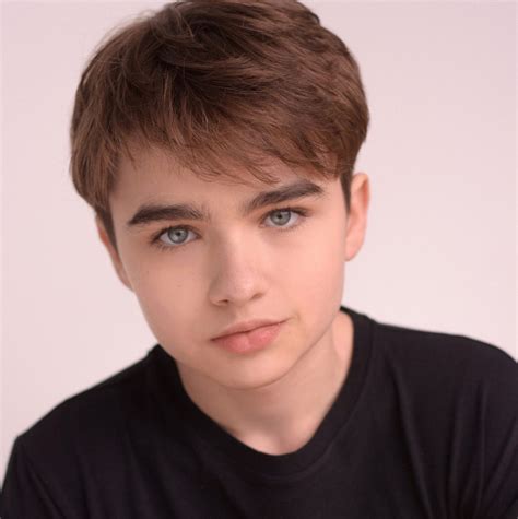 Liam Hughes Age Wiki Height Wife Girlfriend Family Biography Net Worth