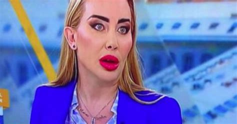 Антония Петрова празнува на екзотична дестинация със семейството си Снимка с децата и съпруга й