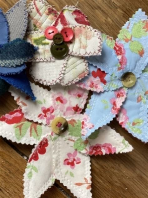 Simple Fabric Flower Crafts Story Upcycle My Stuff