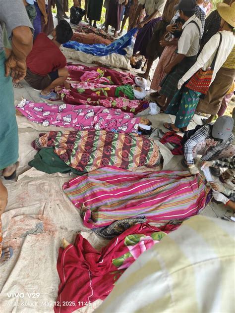 Western ဒီပဲယင်း ဗုံးကြဲခံရမှု ကနဦးသတင်းအရ ဆရာမနှစ်ဦးအပါအဝင် ကျောင်းသားကျောင်းသူ ၁၃ ဦးသေဆုံး